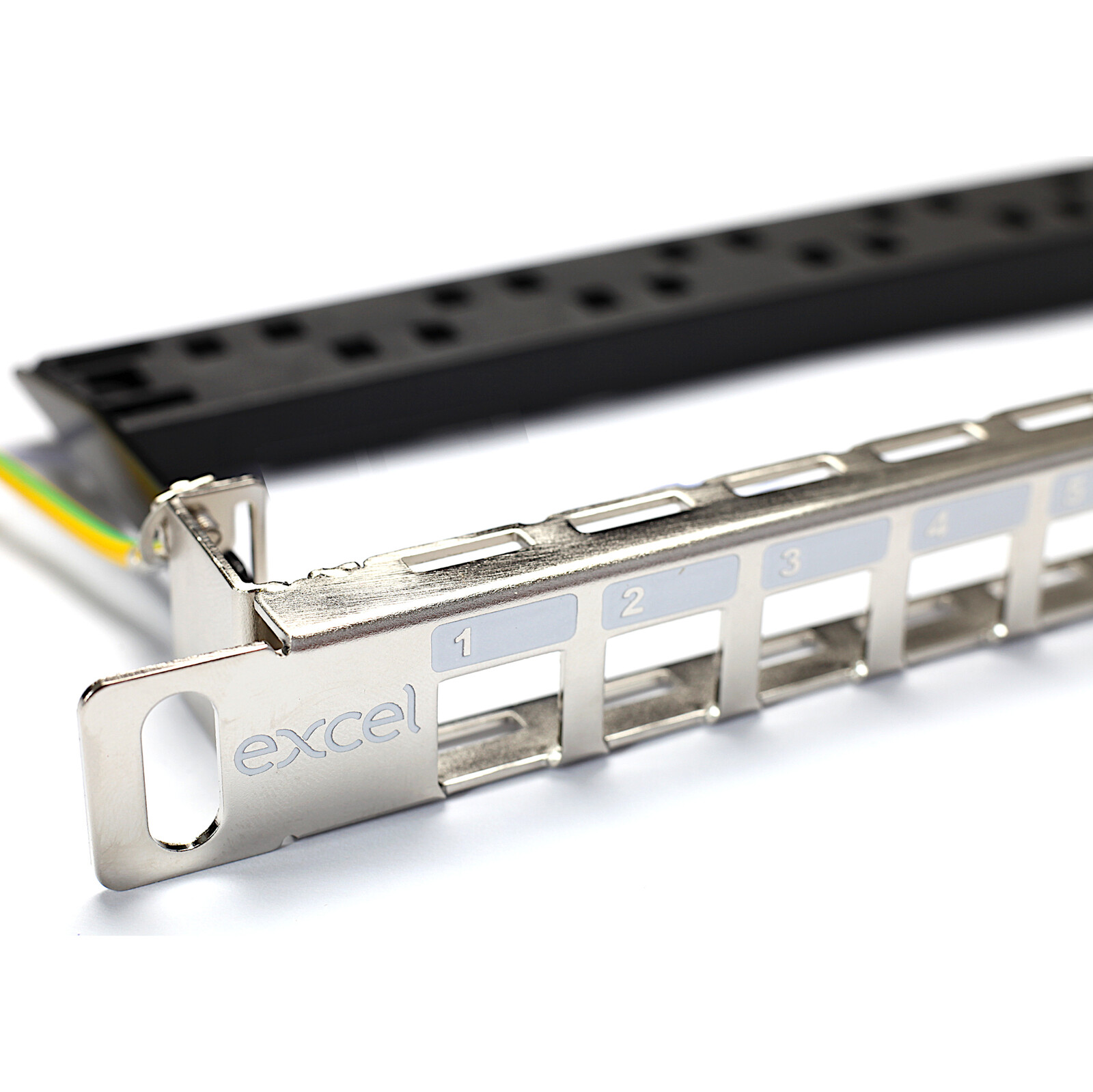 100-041 - Excel Unloaded 24 Port Keystone Patch Panel Frame 0.5U Chrome